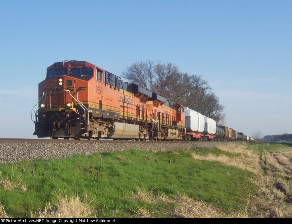 BNSF 7559 & BNSF 6651